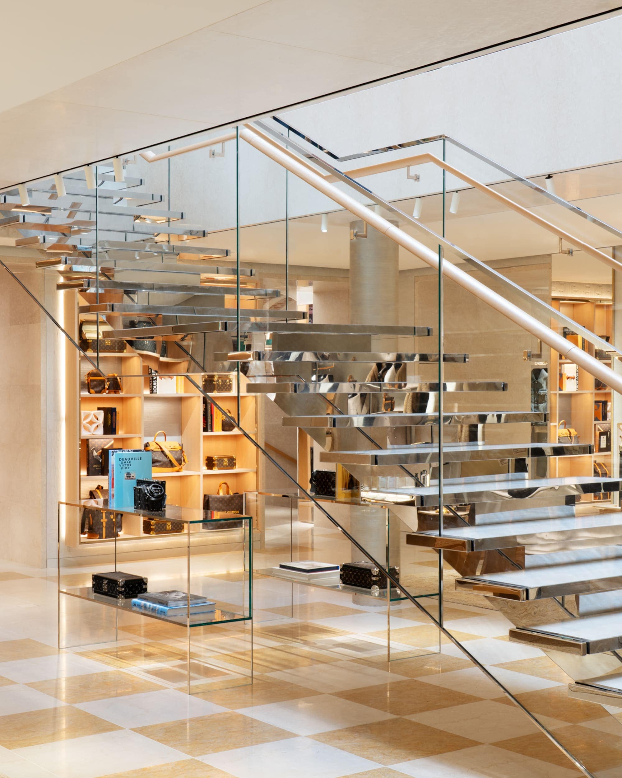 The Gift Guide by Louis Vuitton | LOUIS VUITTON