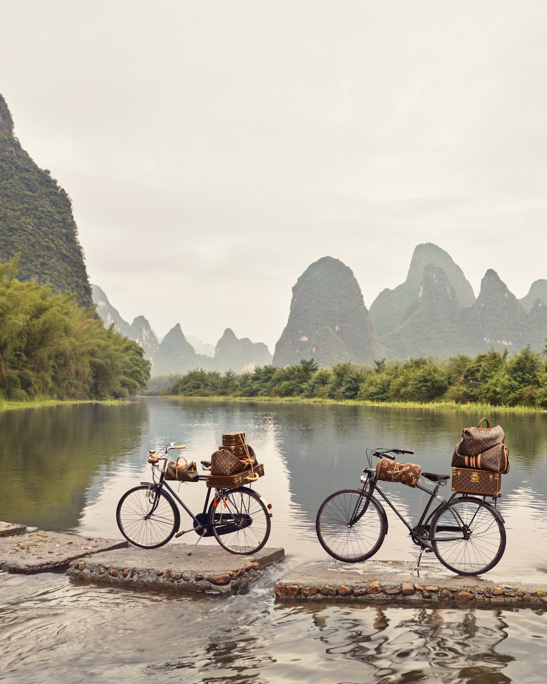 The Spirit of Travel - China | LOUIS VUITTON