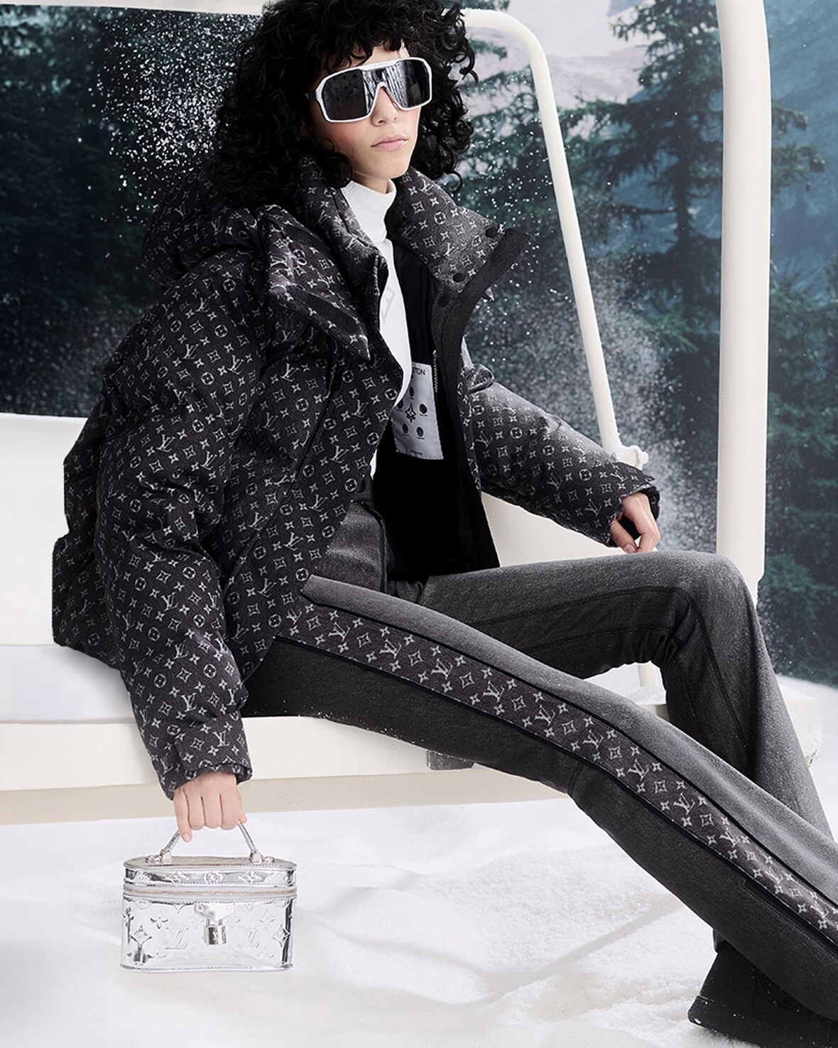 LOUIS VUITTON Official USA Website | LOUIS VUITTON