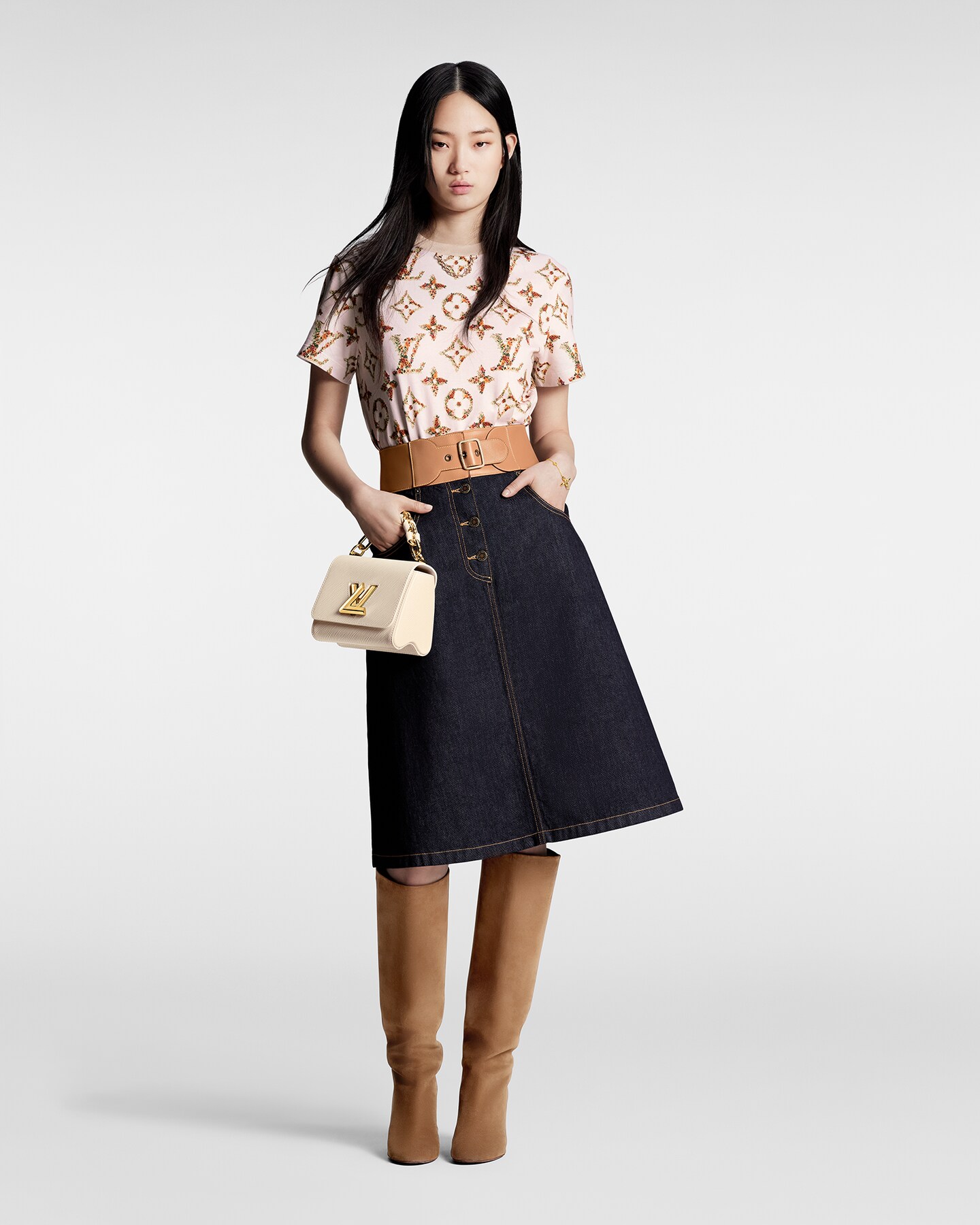 Floral Monogram T-Shirt - Women - Ready-to-Wear | LOUIS VUITTON