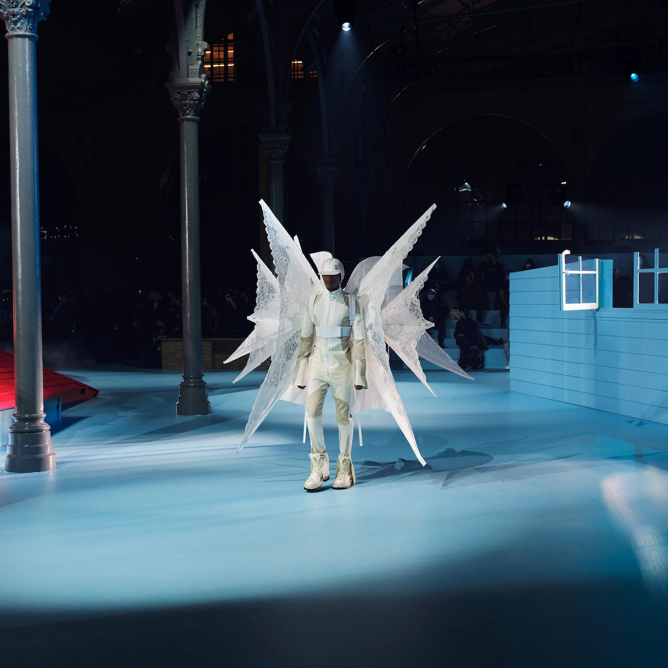 Fashion Show News - Louis Vuitton Magazine