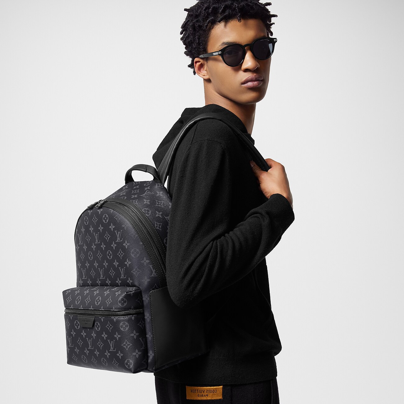 Discovery Backpack PM Monogram Eclipse - Men - Bags | LOUIS VUITTON