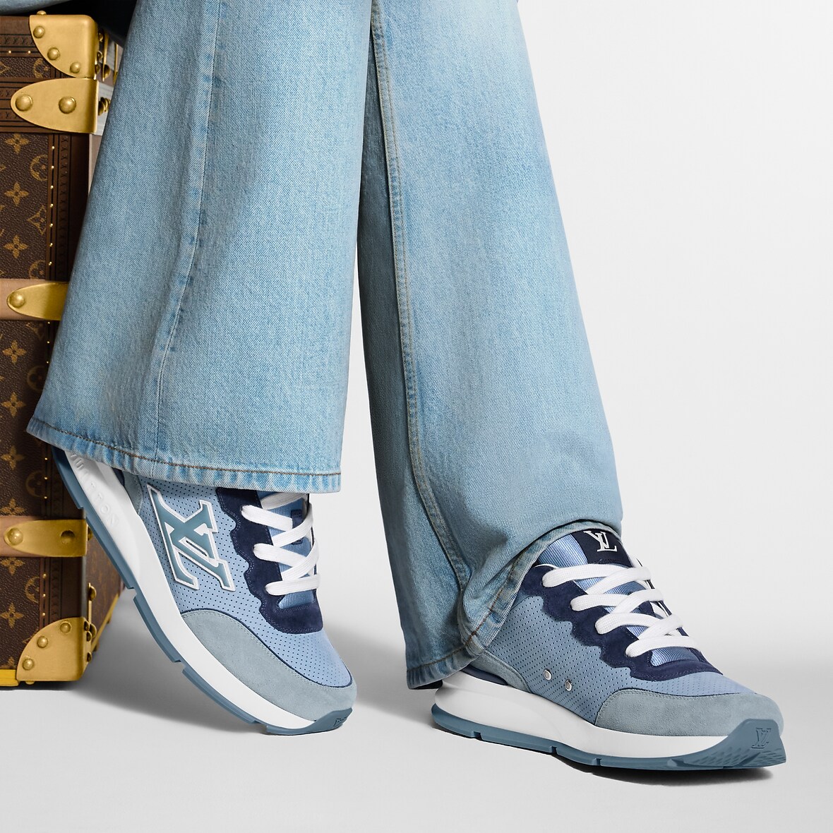 LV Classic Sneaker - New - For Men | LOUIS VUITTON