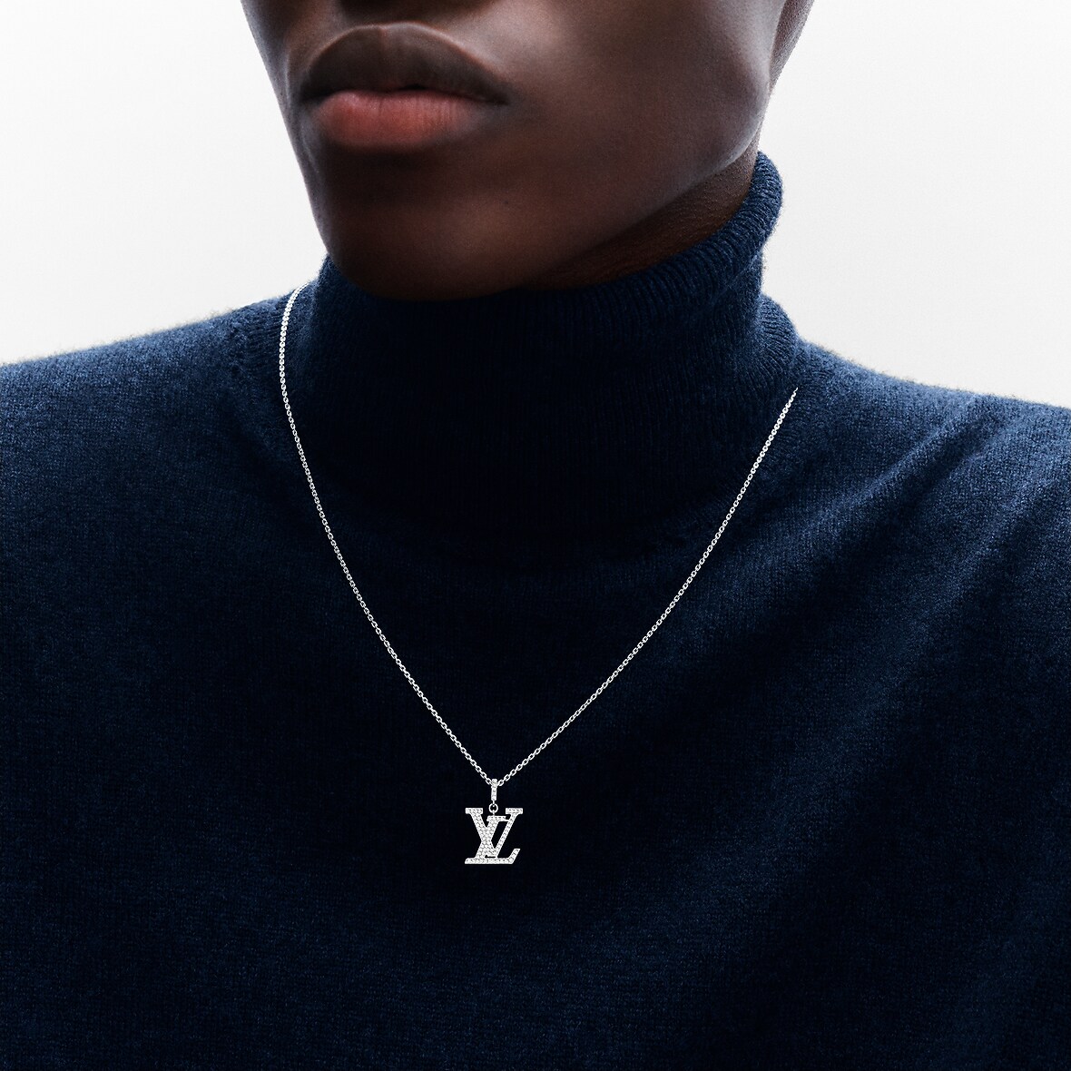 LV Medium Pendant, White Gold And Diamonds - Jewelry - Categories ...