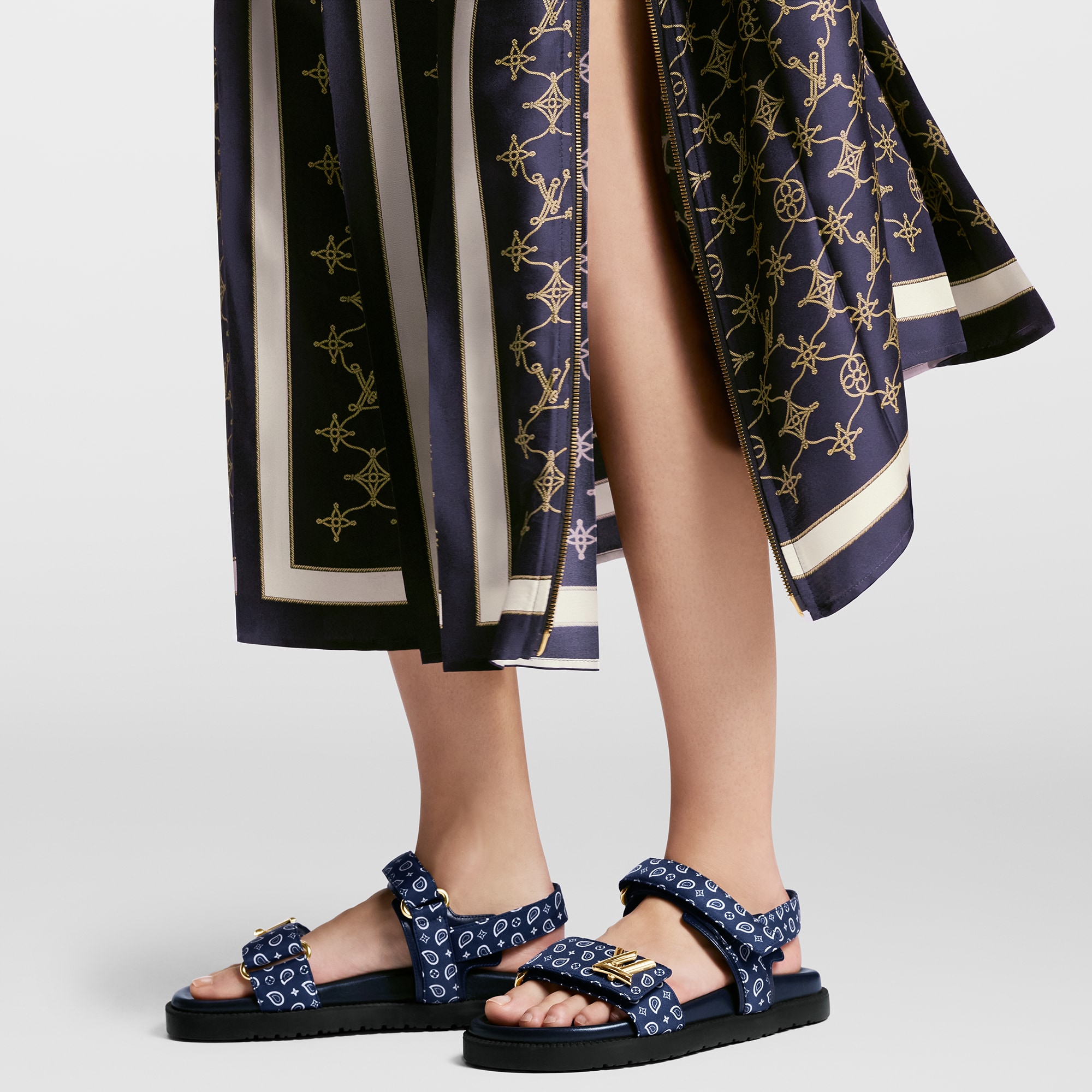 LV Sunset Flat Comfort Sandal - Women - Shoes | LOUIS VUITTON