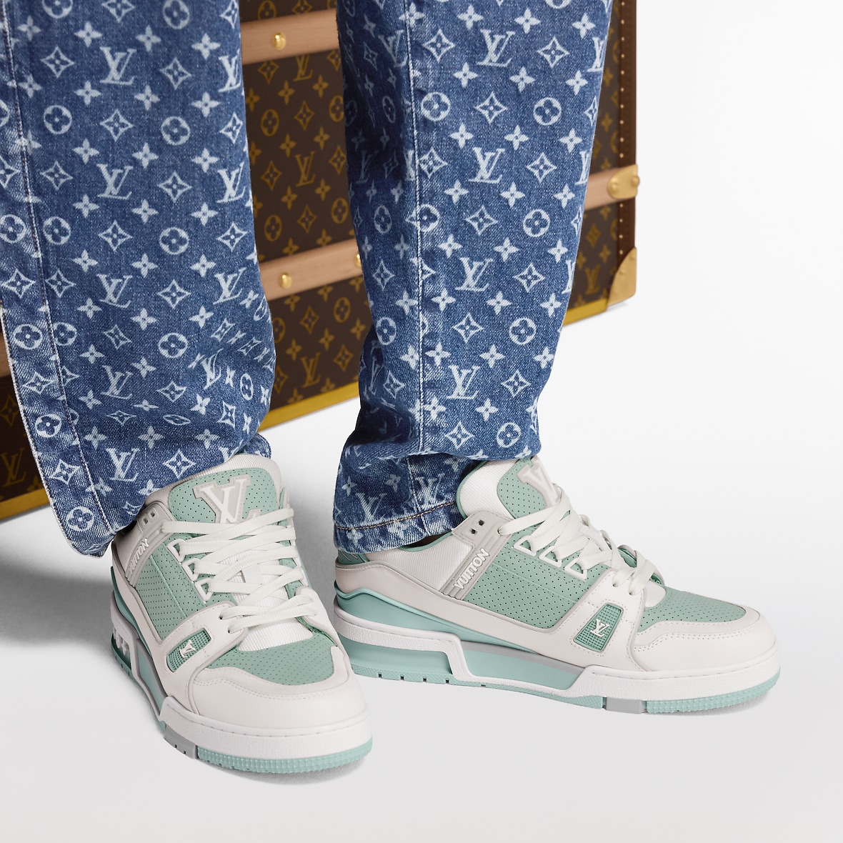 LV Trainer Sneaker - Women - Shoes | LOUIS VUITTON