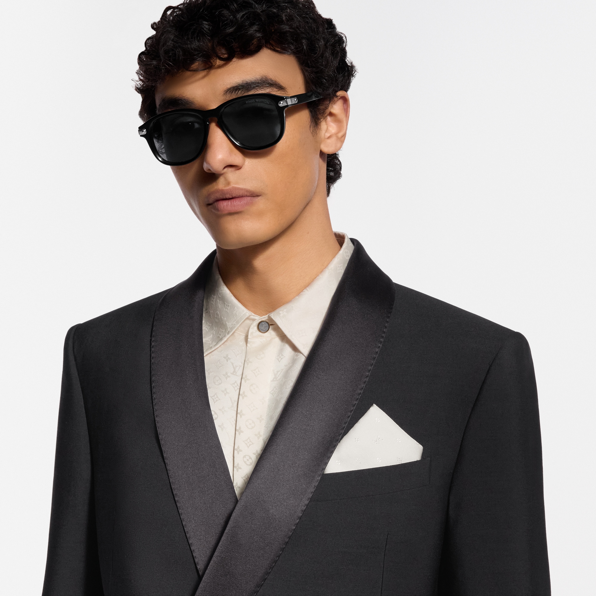 Mini Monogram Spaced Out Pocket Square S00 - Men - Accessories | LOUIS ...