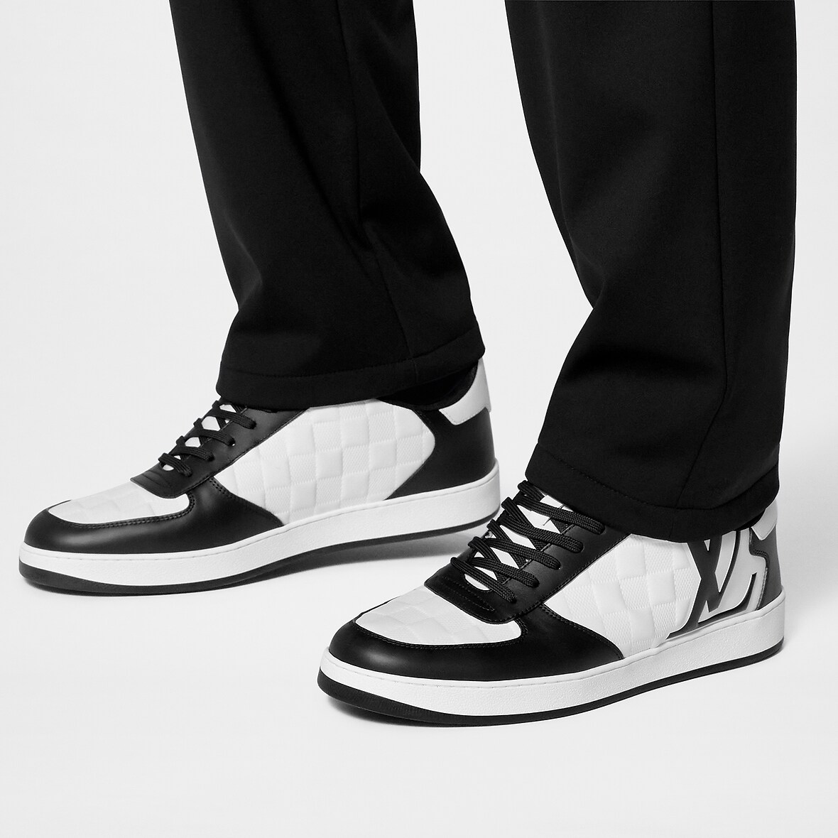 Rivoli Sneaker - Men - Shoes | LOUIS VUITTON