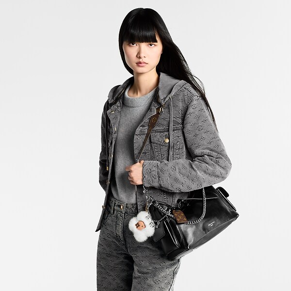 Vivienne Fur Key Holder S00 - Women - Accessories | LOUIS VUITTON