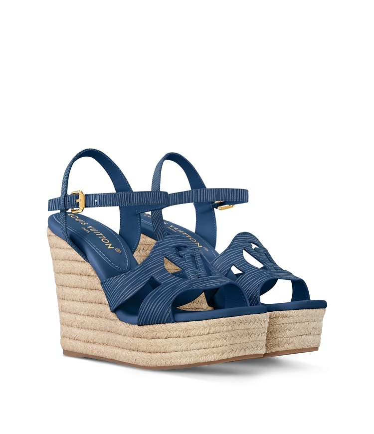 wedges blue